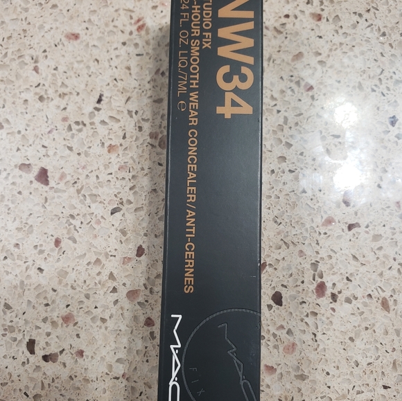 MAC Cosmetics | Makeup | New Mac Nw 34 Studio Fix 24 Hr Smooth Wear ...